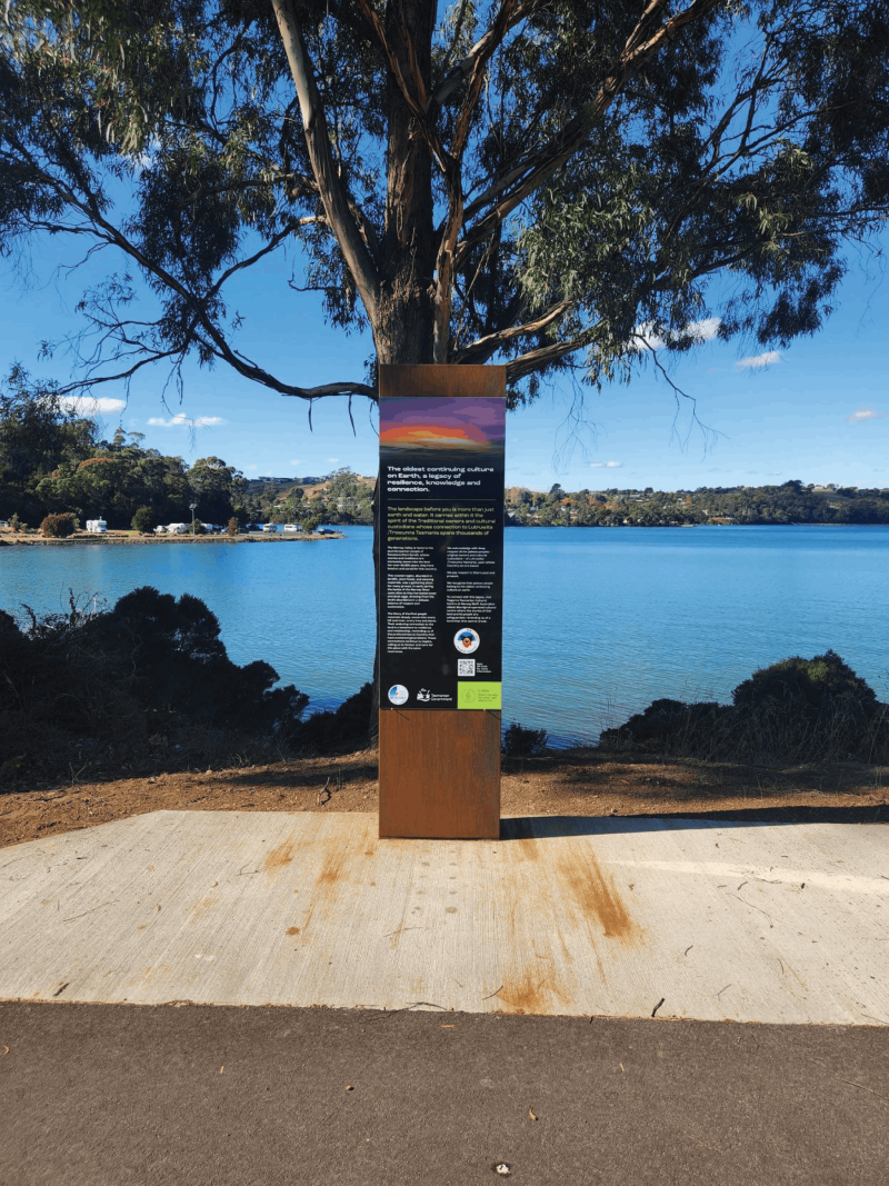 Signage Tasmania - Flying Colours Group Tas Group Tas